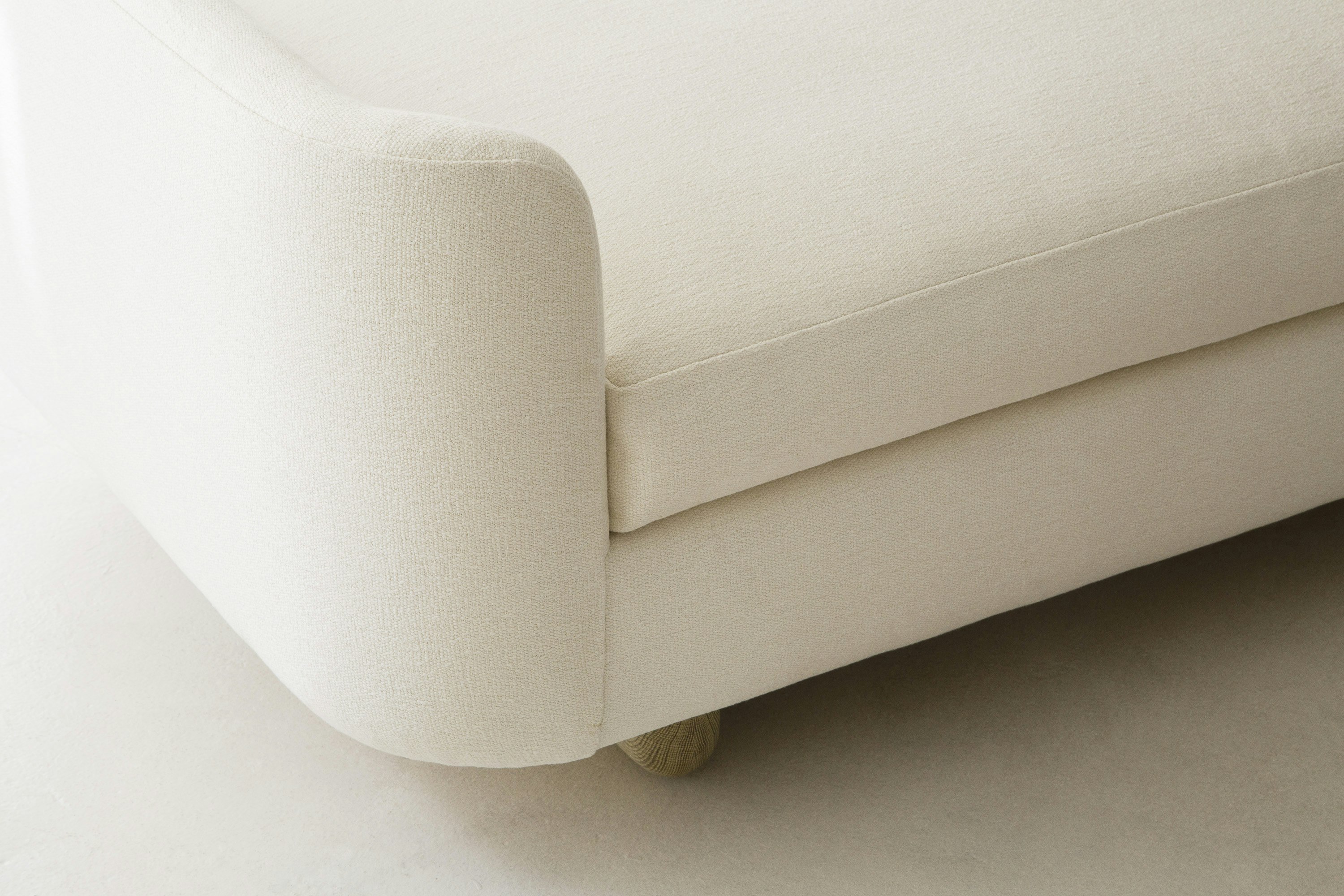 Dmitriy & Co - Products - Belgard Daybed