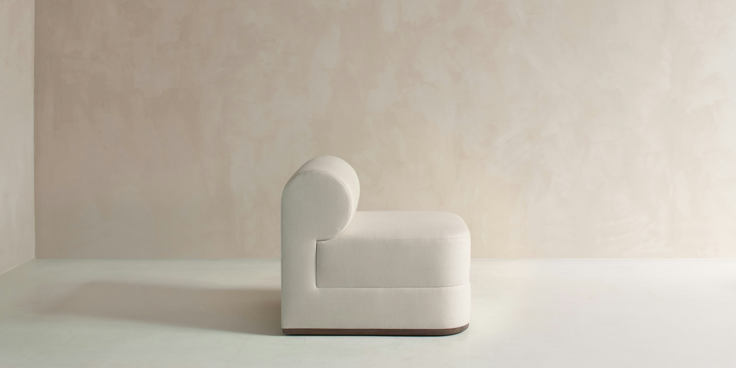 Dmitriy & Co - Products - Dahlem Chair